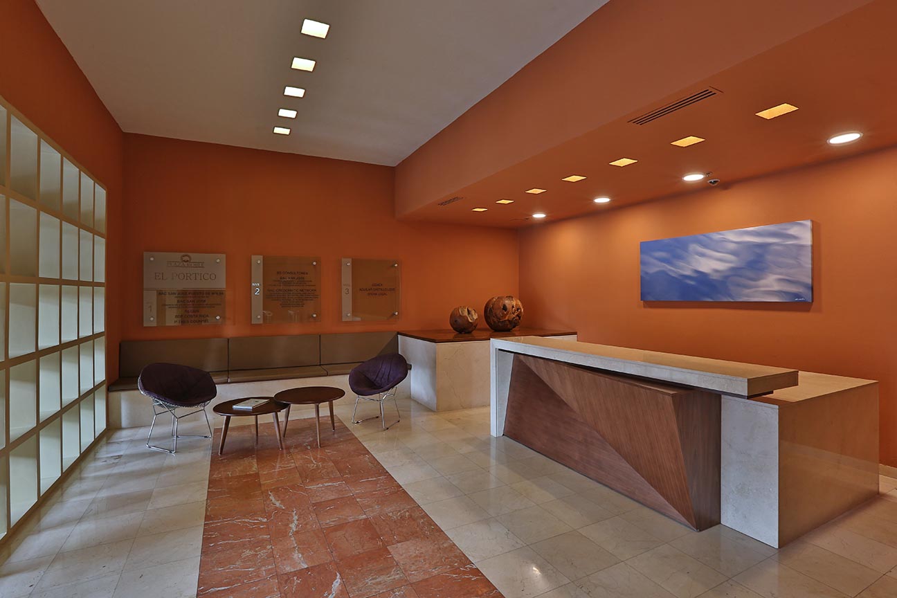 Plaza Roble Costa Rica